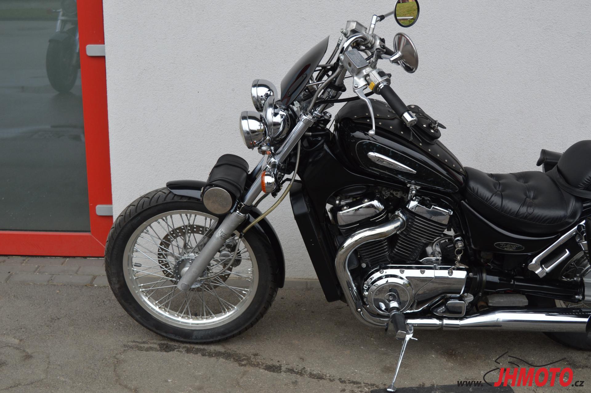 Suzuki VS 800 GL Intruder | JHMOTO s.r.o.